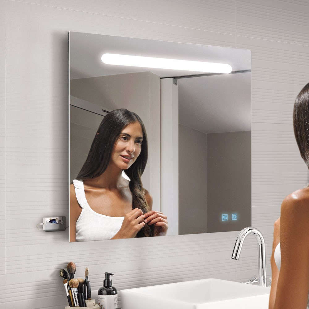 Espejo con luz LED Lina USB (50x70cm.) - Focco - Lamparas.es